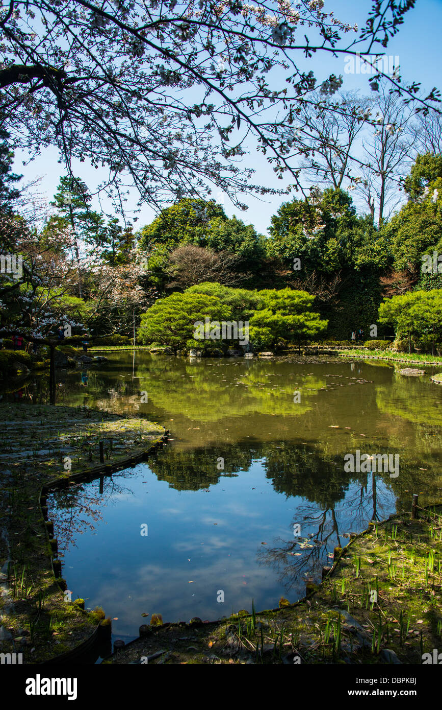 Okazaki Park in the Heian Jingu shrine, Kyoto, Japan, Asia Stock Photo ...