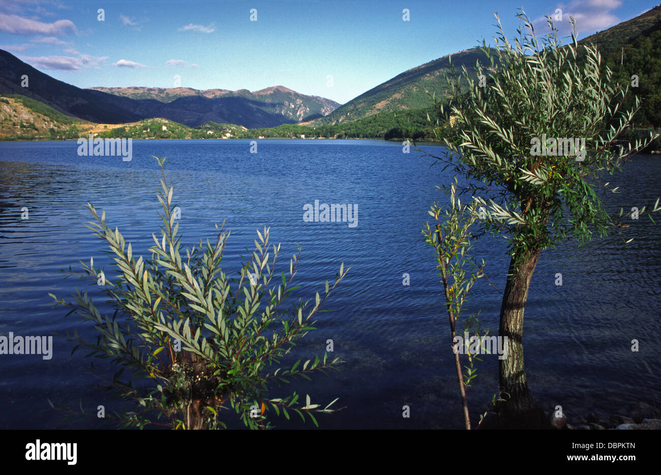 Lago Di Scanno High Resolution Stock Photography and Images - Alamy