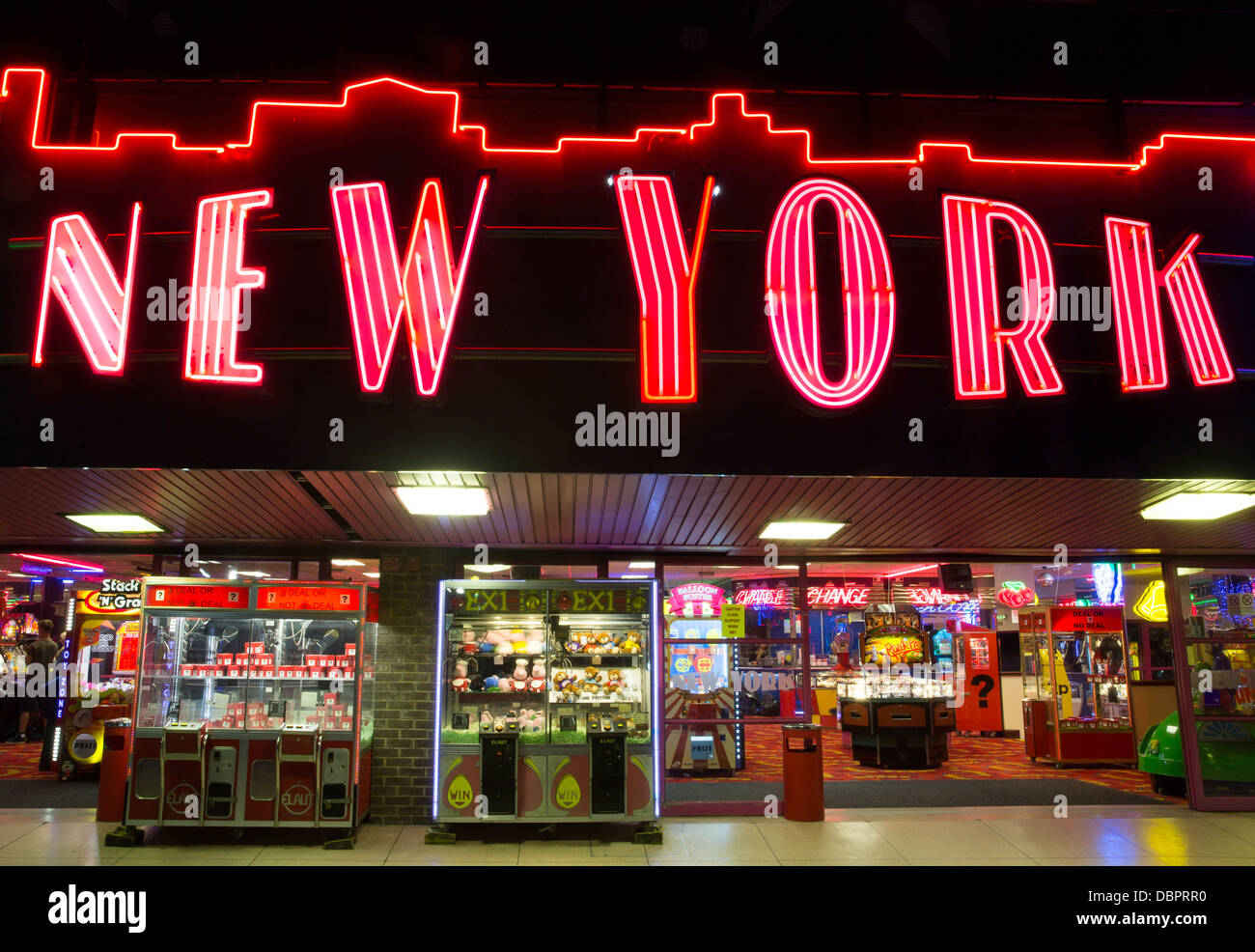 Sign Arcade High Resolution Stock Photography and Images - Alamy