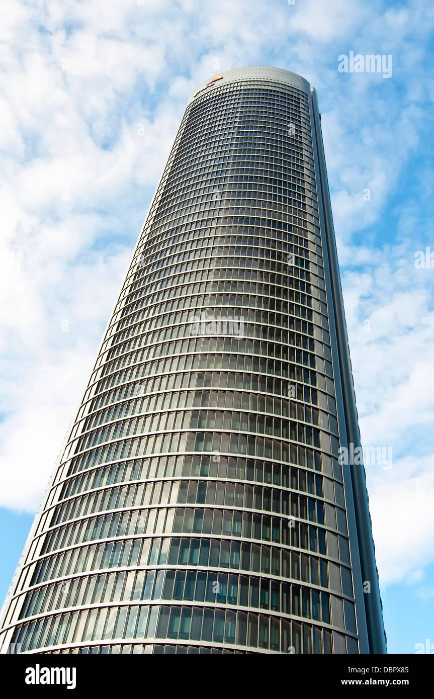 Modern cristal buildings hi-res stock photography and images - Alamy