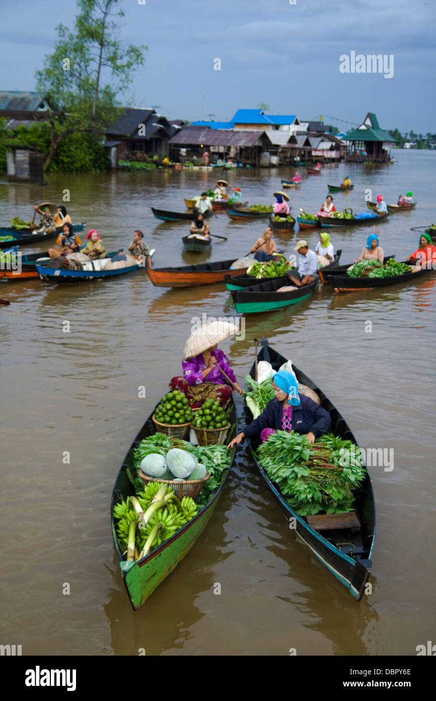 Market situation hi-res stock photography and images - Alamy