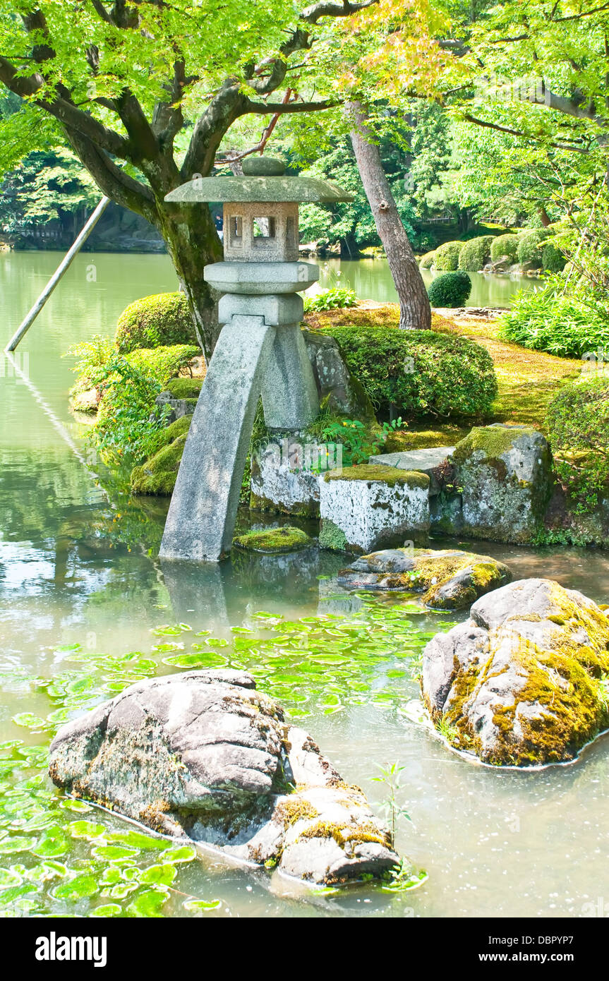 Japanese lake hi-res stock photography and images - Alamy