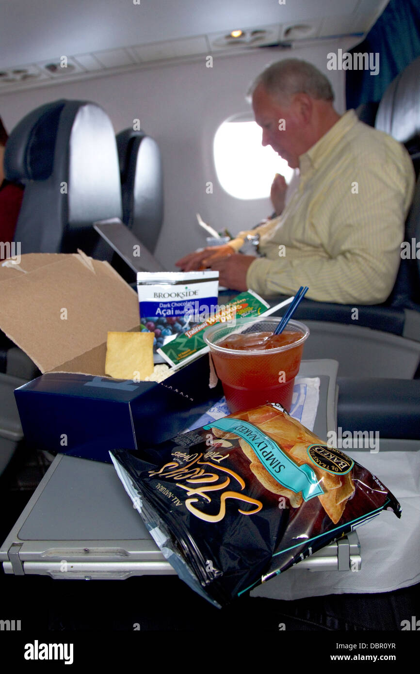Airplane snack hi-res stock photography and images - Alamy