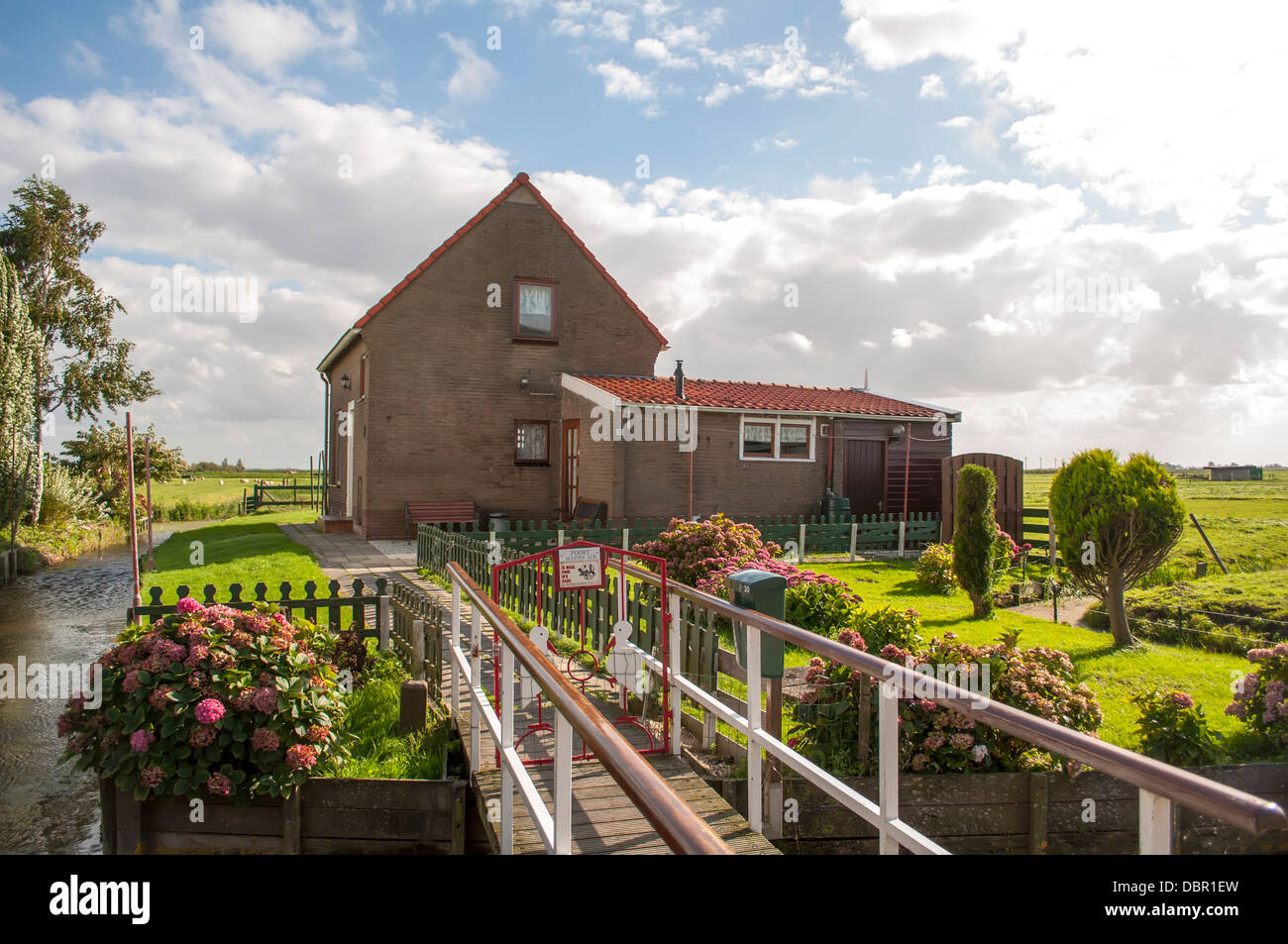 Dutch village hi-res stock photography and images - Alamy
