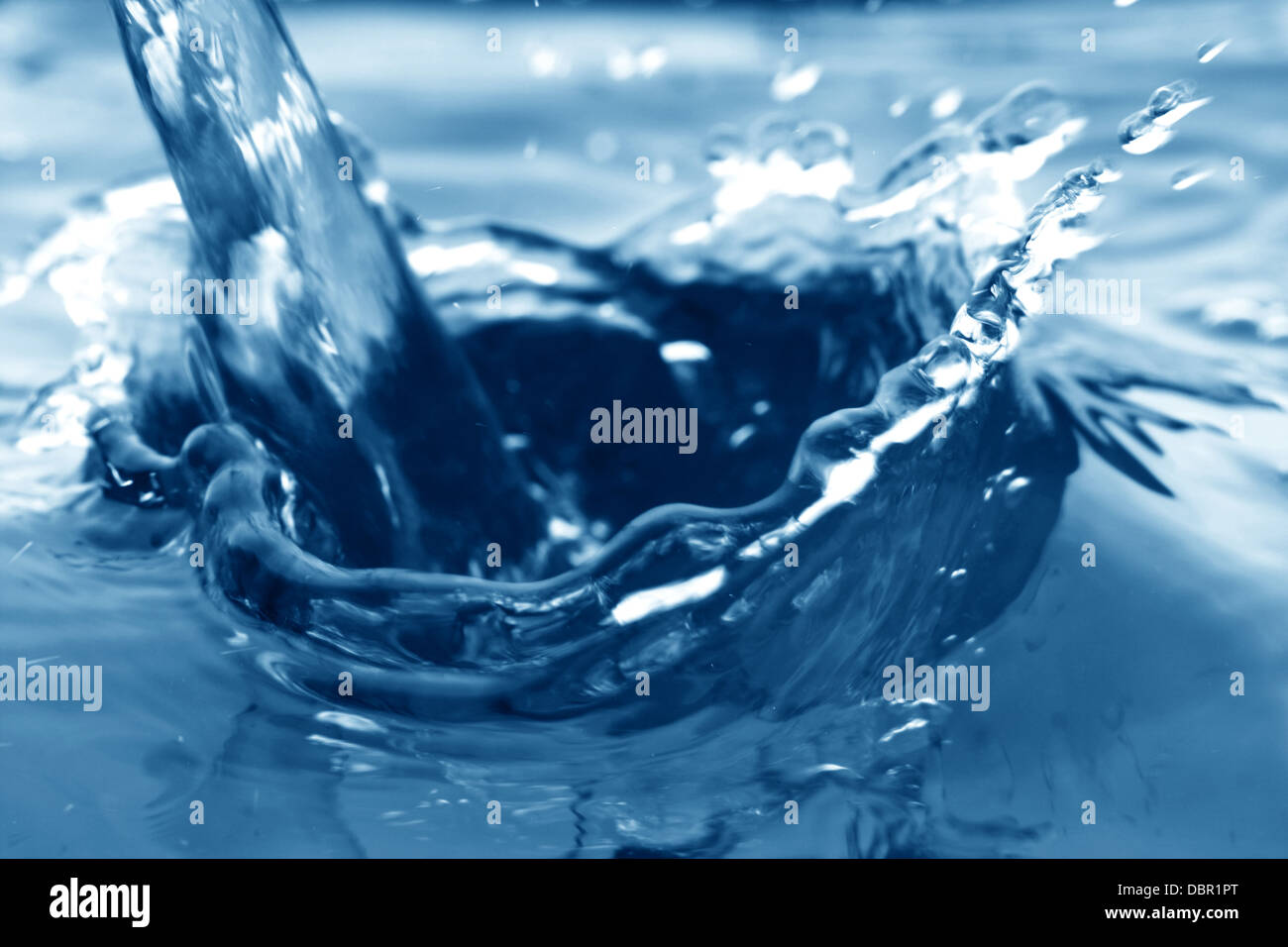 water wet speed splash macro close up Stock Photo - Alamy