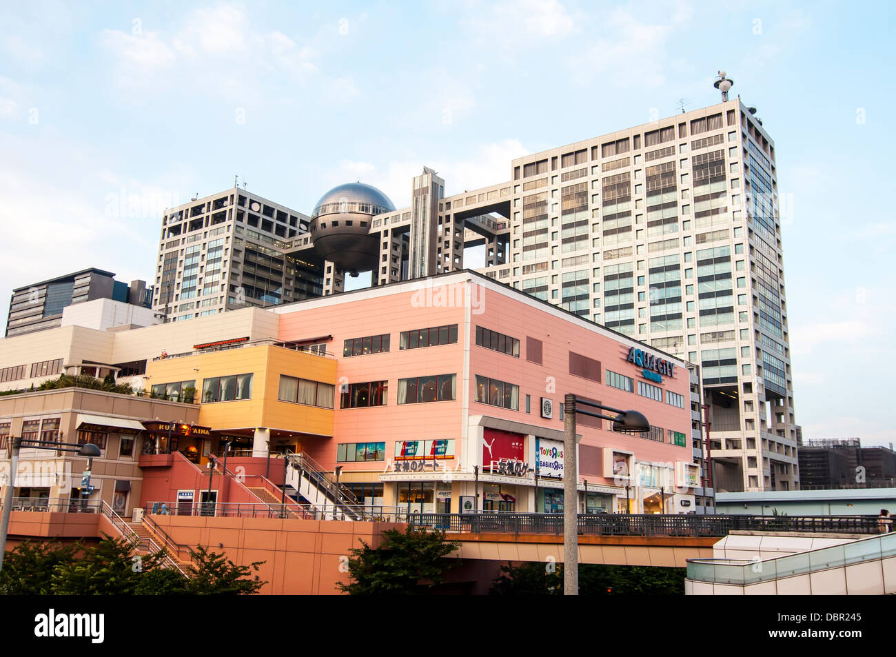 Fuji tv headquarters building hi-res stock photography and images - Alamy