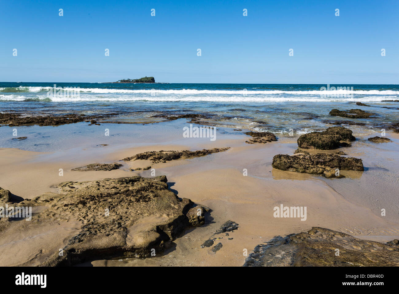 Volcanic Basalt Rocks at Mudjimba Beach on Sunshine Coast, Queensland ...