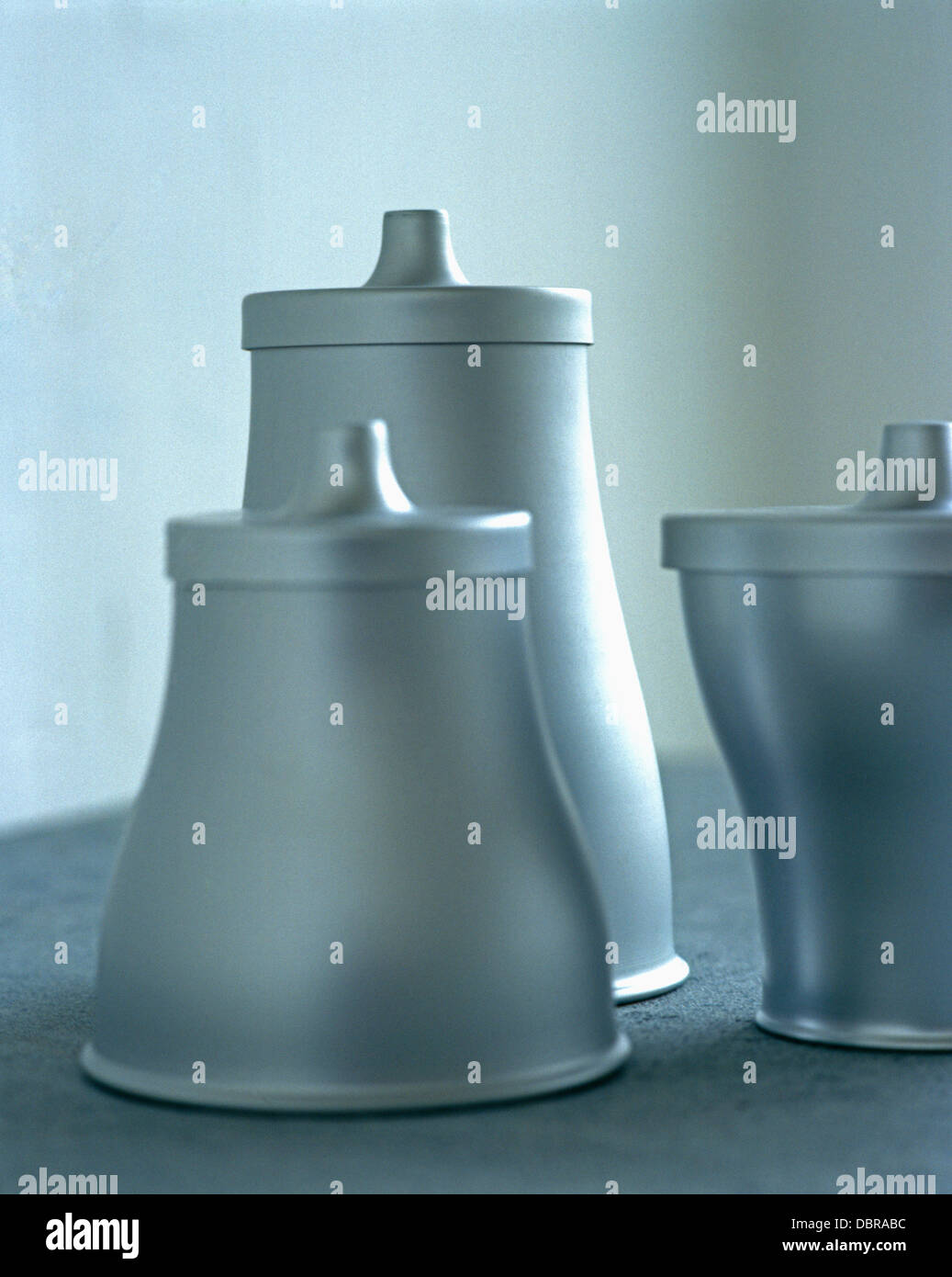 Lidded hi-res stock photography and images - Alamy