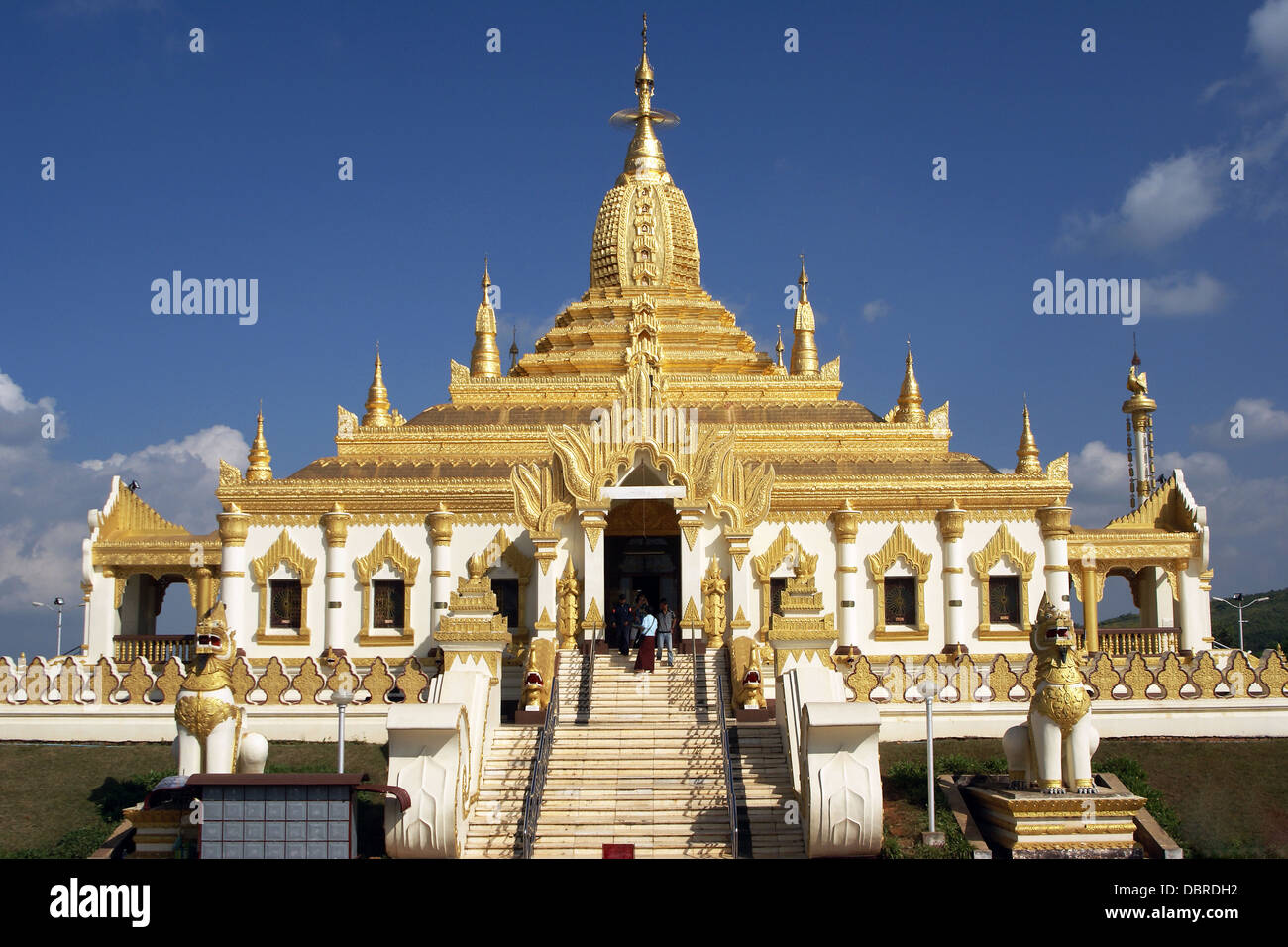 Pagoda, Pyin Oo Lwin, Myanmar Stock Photo - Alamy