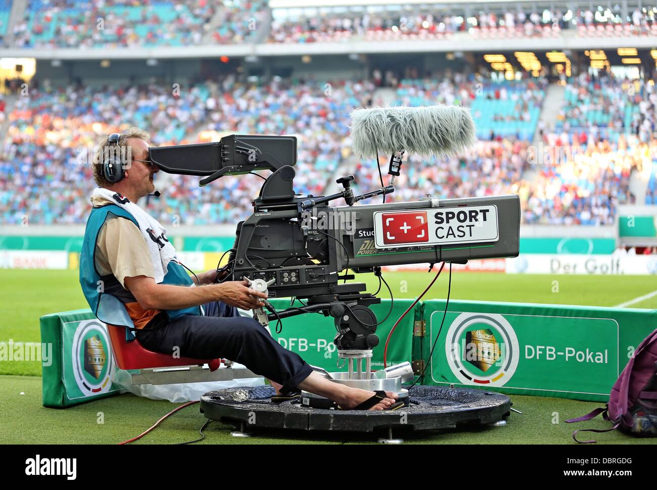 Sportcast hi-res stock photography and images - Alamy