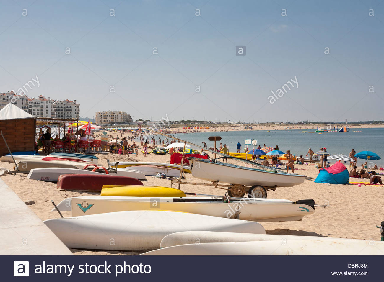 Busy Sunny Beach Scene High Resolution Stock Photography and Images - Alamy