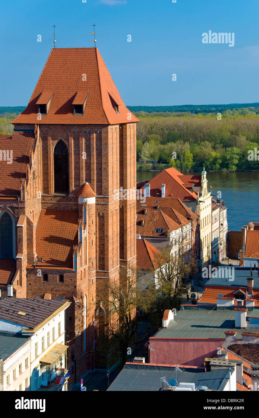 Torun cathedral hi-res stock photography and images - Alamy