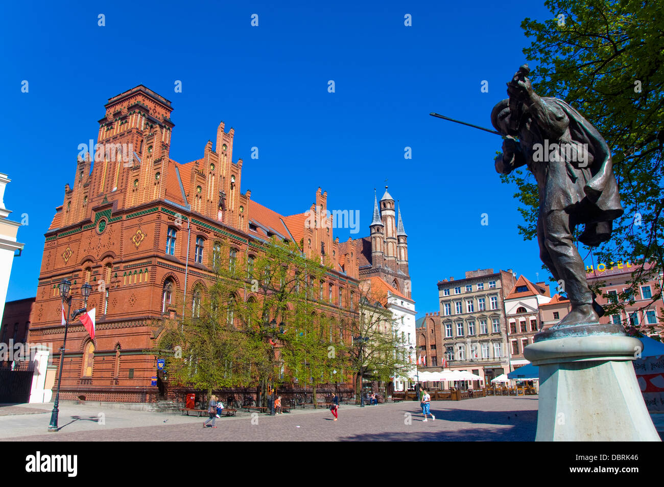 Pied Piper Statue, Torun, Poland Stock Photo - Alamy
