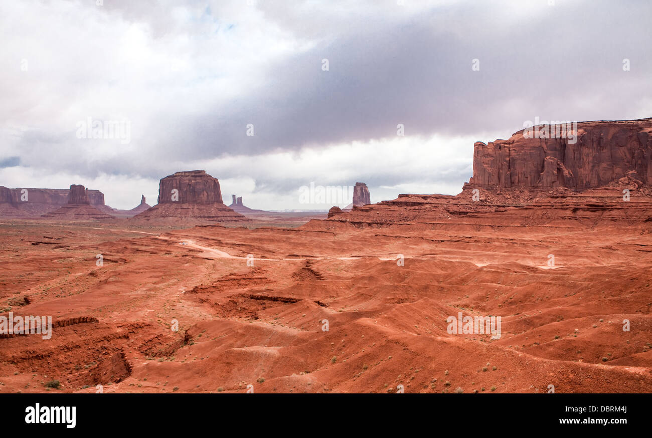 Monument Valley on the Colorado Plateau, straddling the Arizona-Utah ...