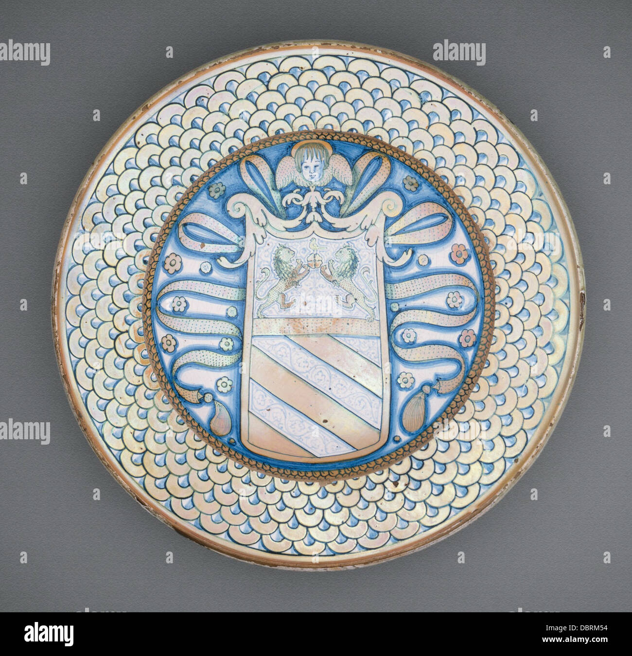 American shield sculpture hi-res stock photography and images - Alamy