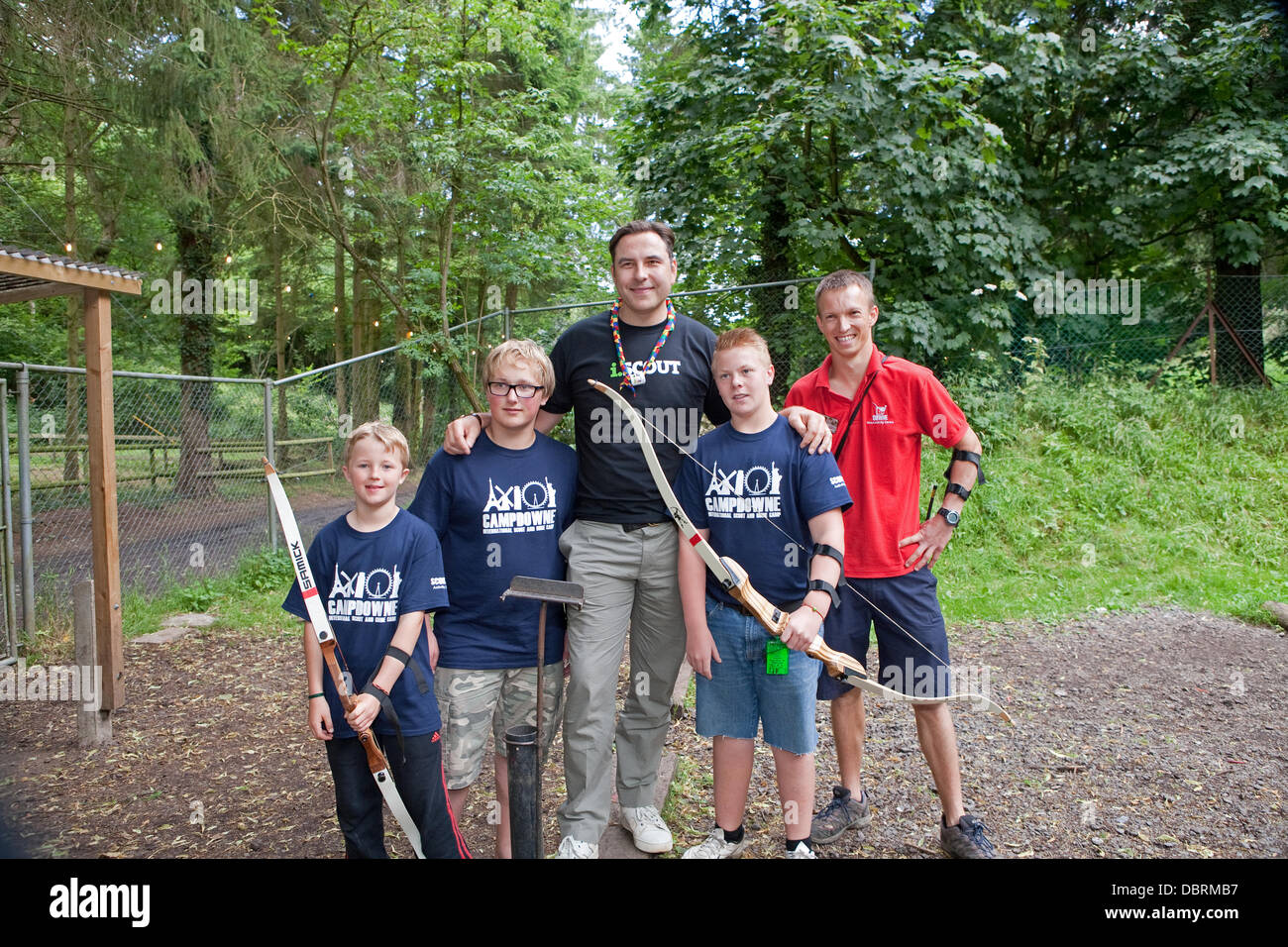 Downe, UK. 3rd August 2013. David Walliams poses with 4 scouts at ...
