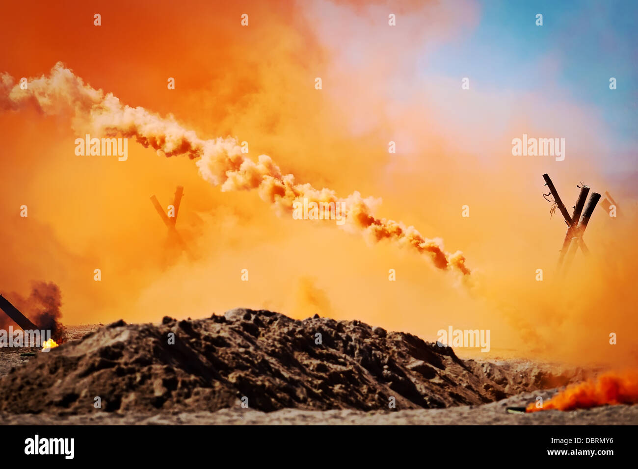 Color bombs hi-res stock photography and images - Alamy