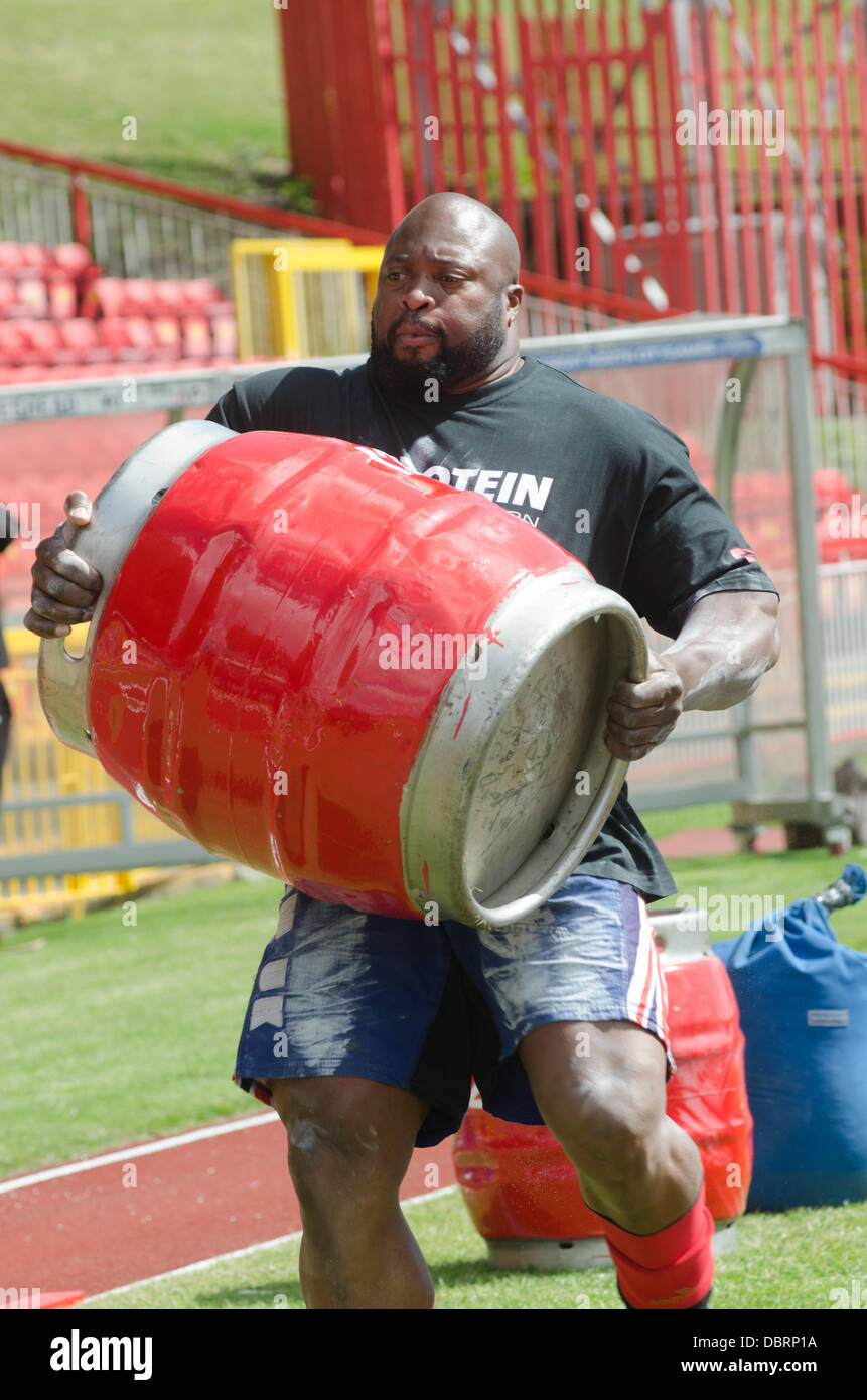 World's strongest man stoltman hi-res stock photography and images - Alamy