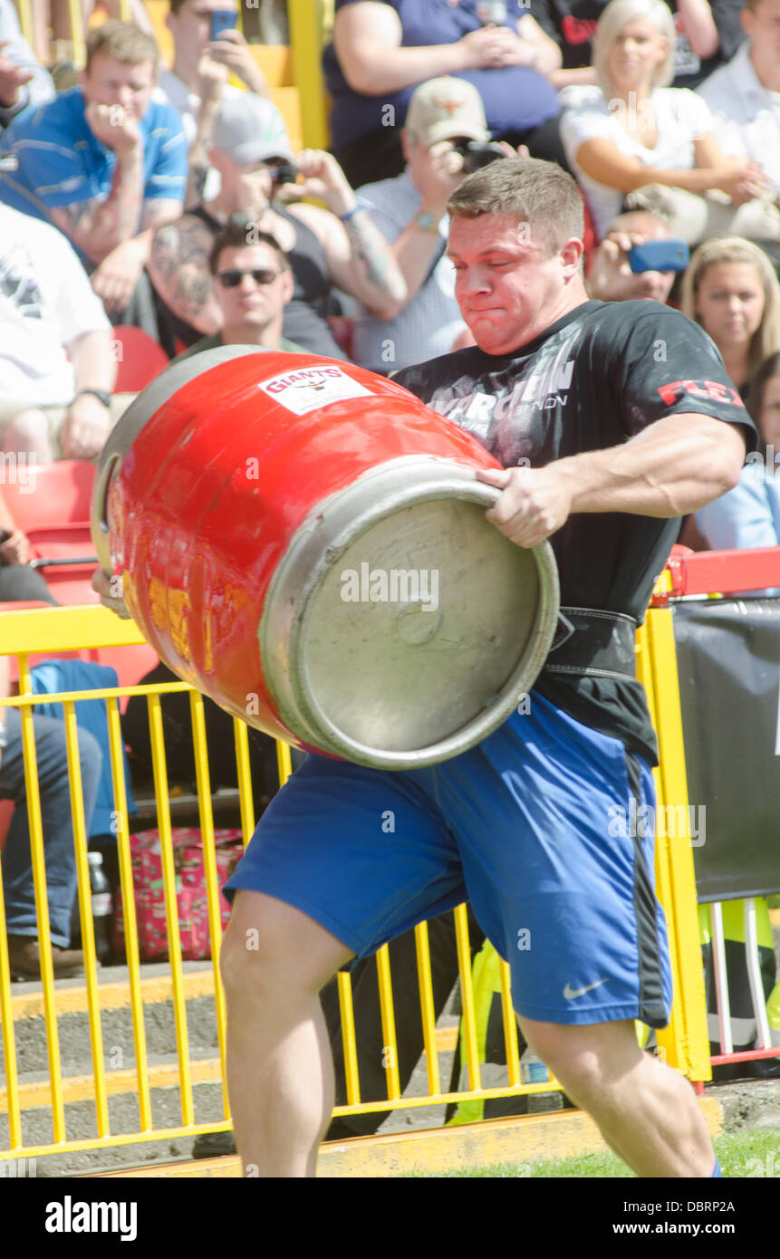 World's strongest man stoltman hi-res stock photography and images - Alamy