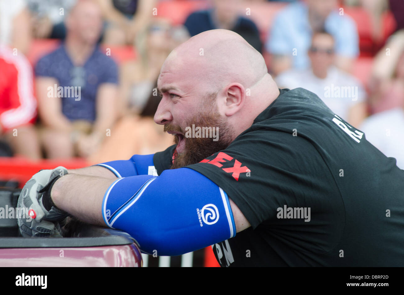 World's strongest man stoltman hi-res stock photography and images - Alamy