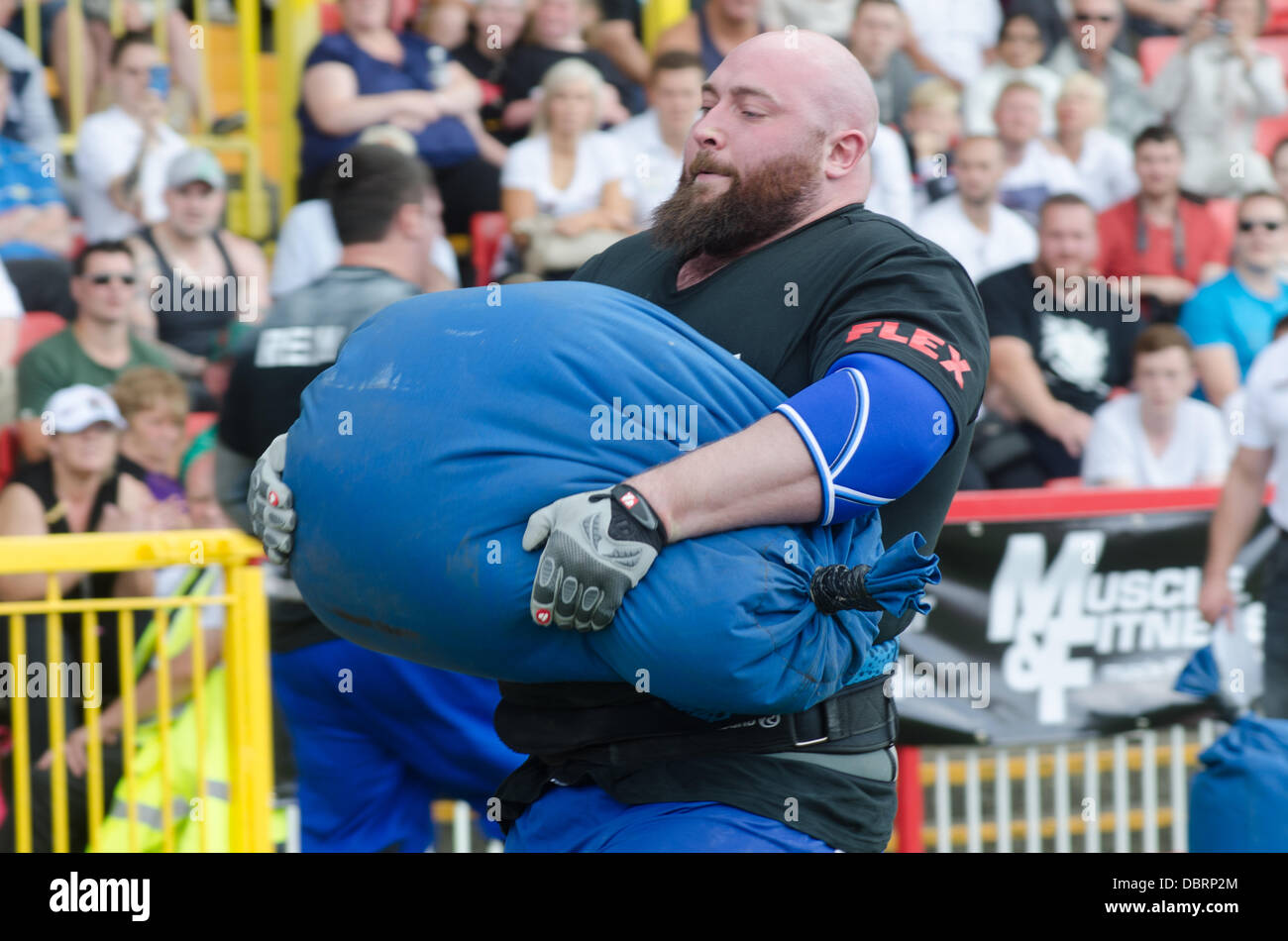 World's strongest man stoltman hi-res stock photography and images - Alamy