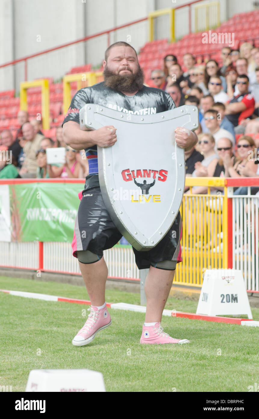 World's strongest man stoltman hi-res stock photography and images - Alamy