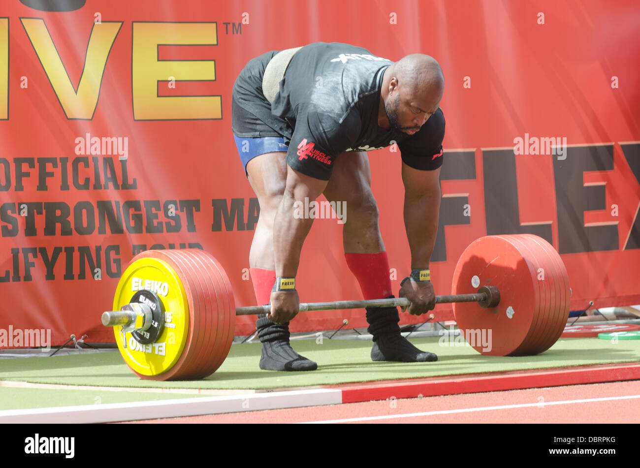 World's strongest man stoltman hi-res stock photography and images - Alamy