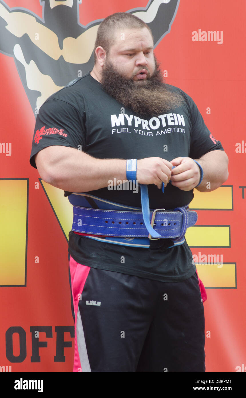 World's strongest man stoltman hi-res stock photography and images - Alamy