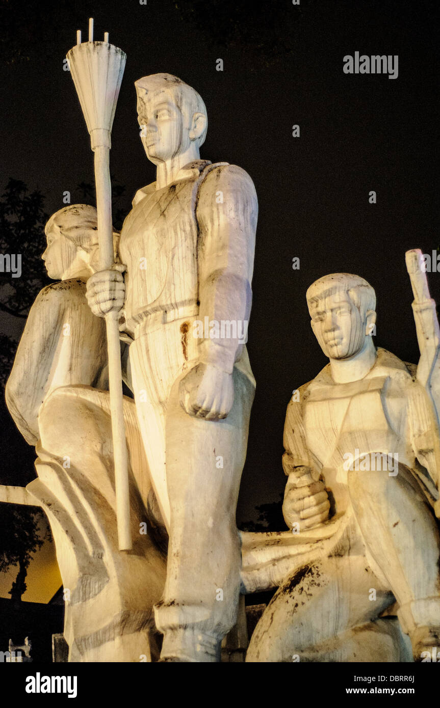 Communist worker statue monument hi-res stock photography and images ...
