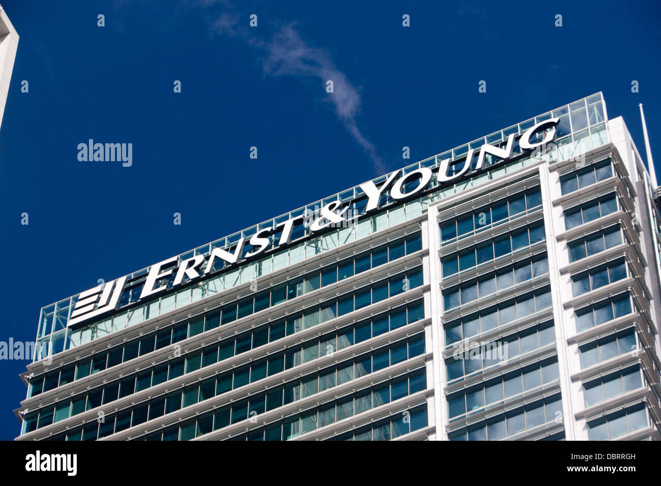 Ernst and young logo hi-res stock photography and images - Alamy
