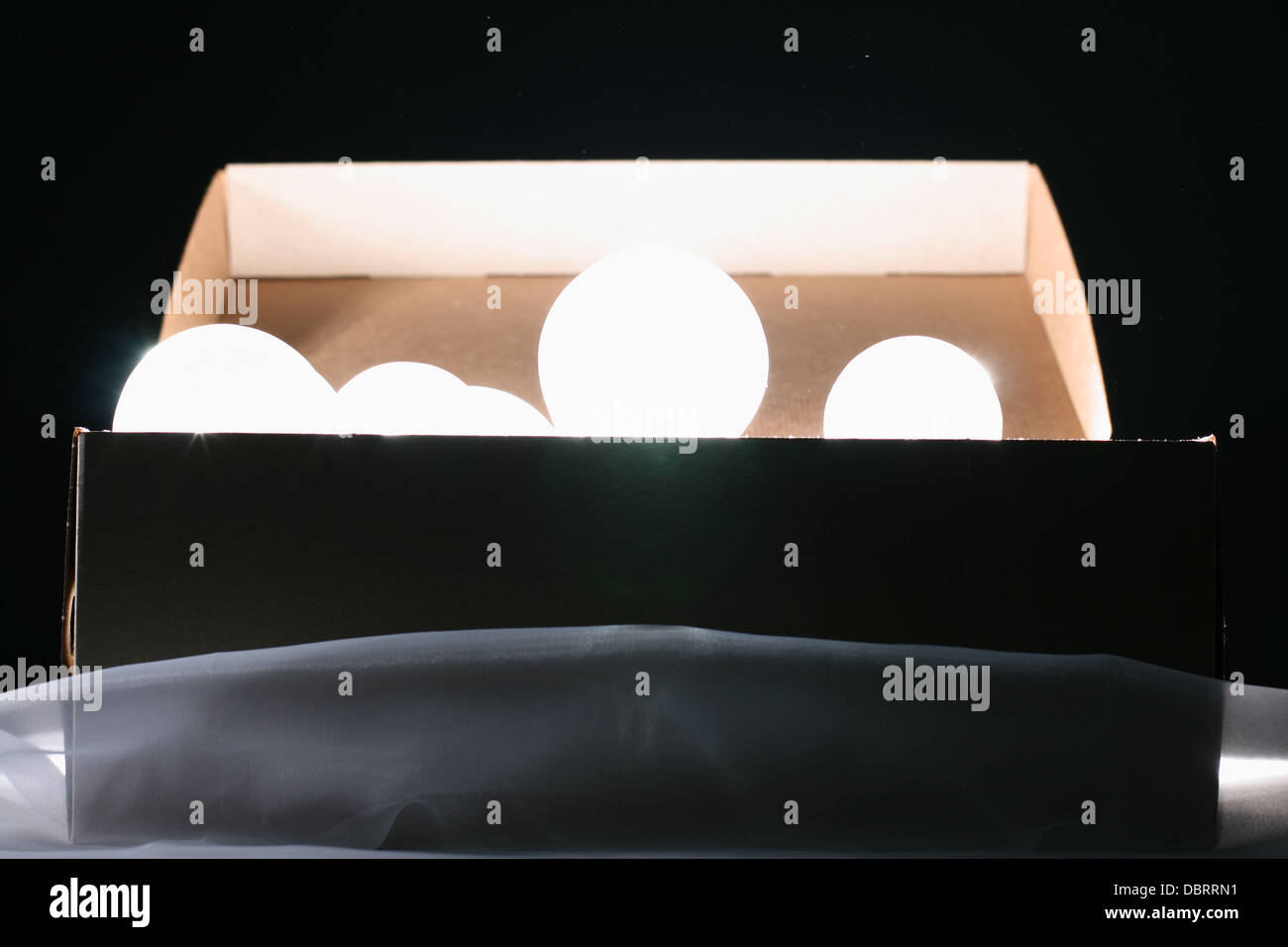 Design box hi-res stock photography and images - Alamy