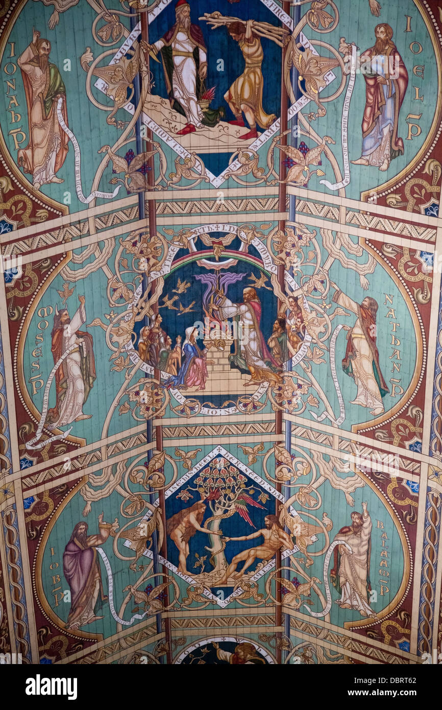 Gothic painted ceiling hi-res stock photography and images - Alamy