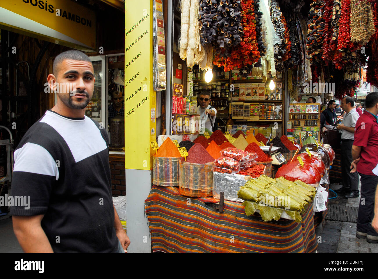 Street scene in Istanbul, Turkey Stock Photo - Alamy