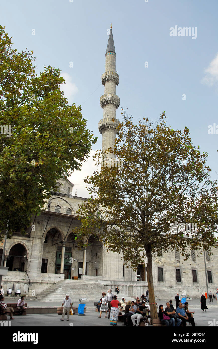 Street scene in Istanbul, Turkey Stock Photo - Alamy