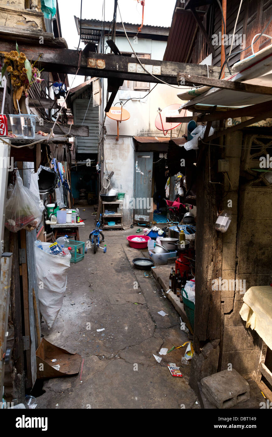 Bangkok alleyway hi-res stock photography and images - Alamy