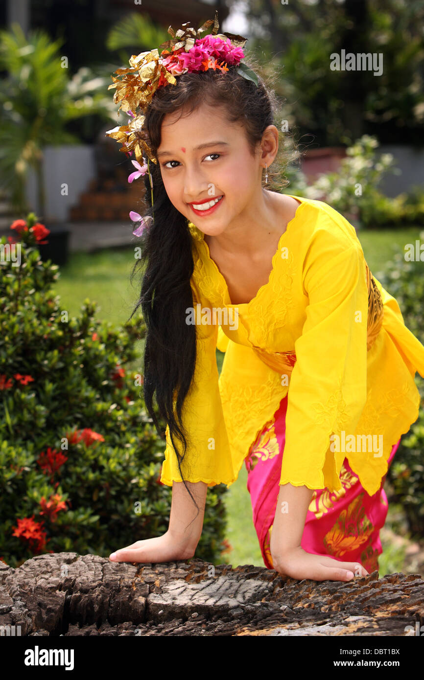 Balinese girl hi-res stock photography and images - Alamy