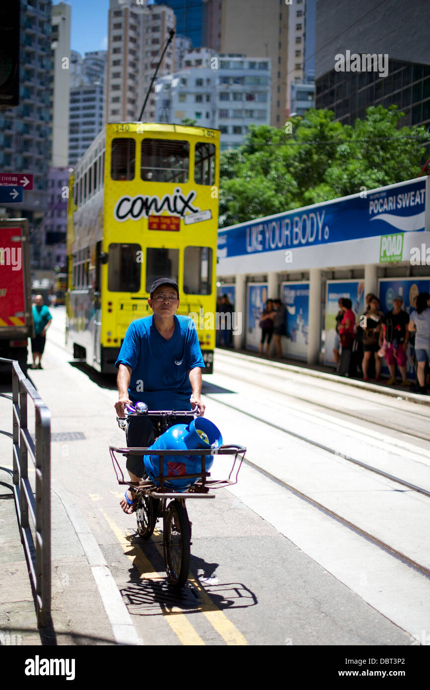 Gas delivery man hi-res stock photography and images - Alamy