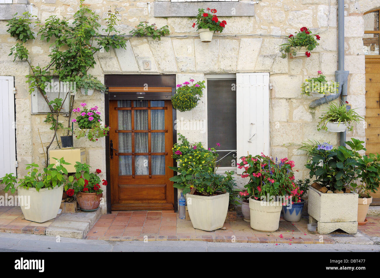 Village Monflanquin Lot et Garonne France Stock Photo - Alamy