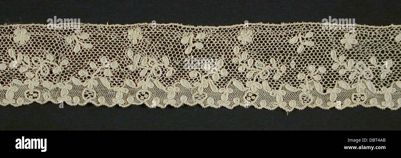 Edging lace fragment hi-res stock photography and images - Alamy