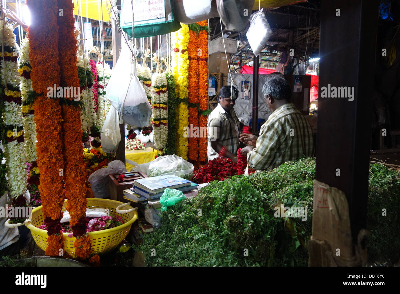Man buying flowers Stock Photo - Alamy