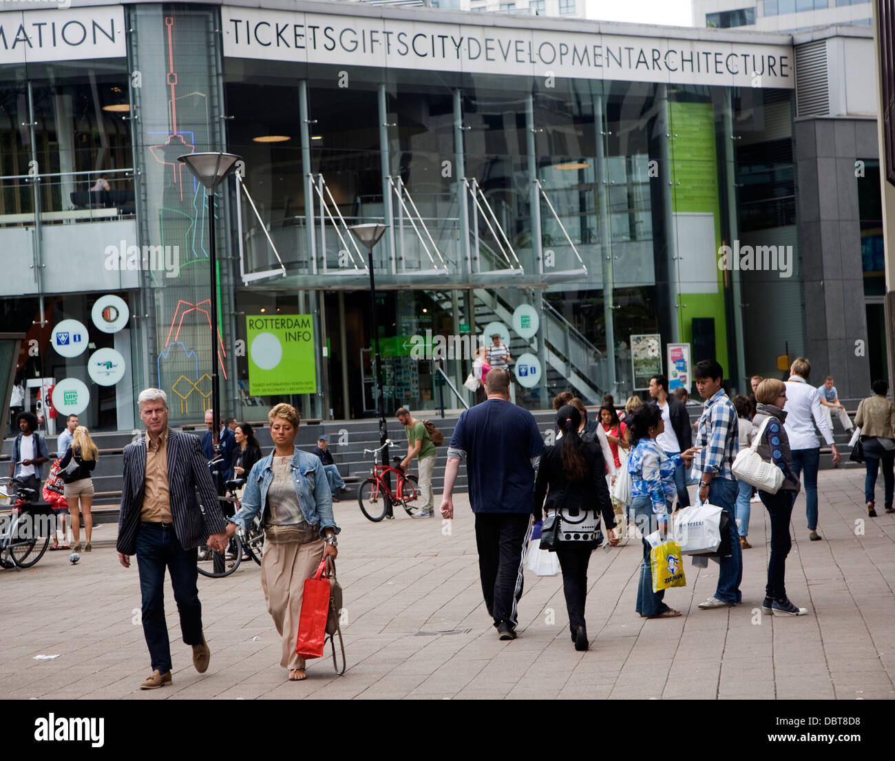 Street netherlands people hi-res stock photography and images - Alamy