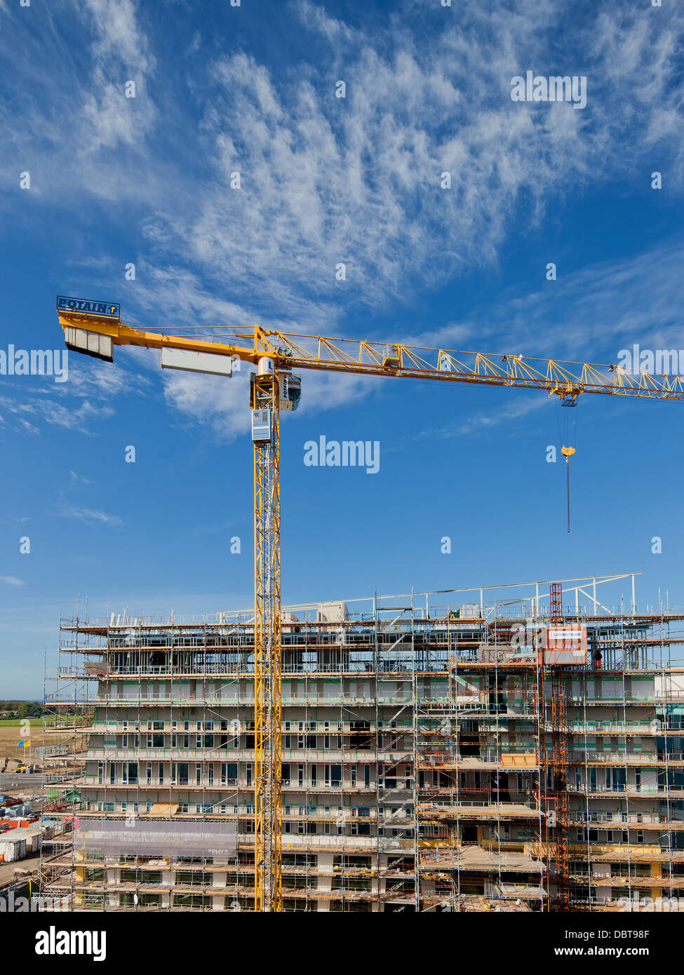 Under construction hi-res stock photography and images - Alamy