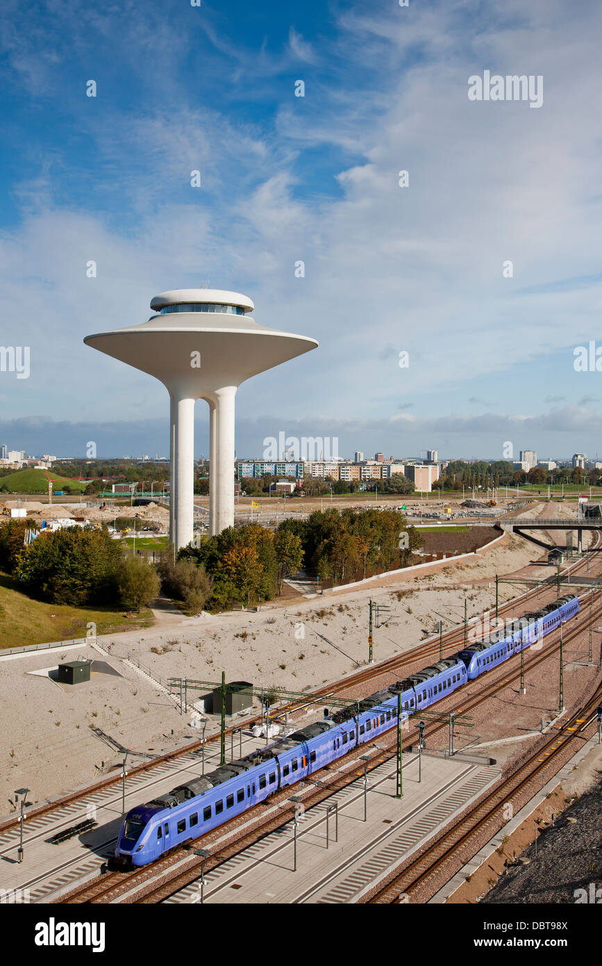 Train building hi-res stock photography and images - Alamy