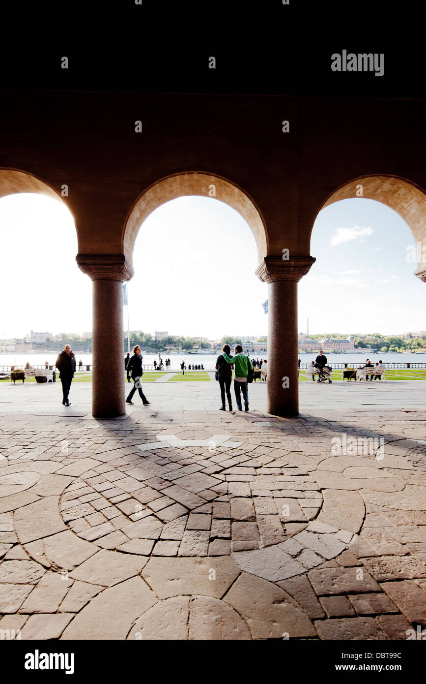 Walking through the arch hi-res stock photography and images - Alamy