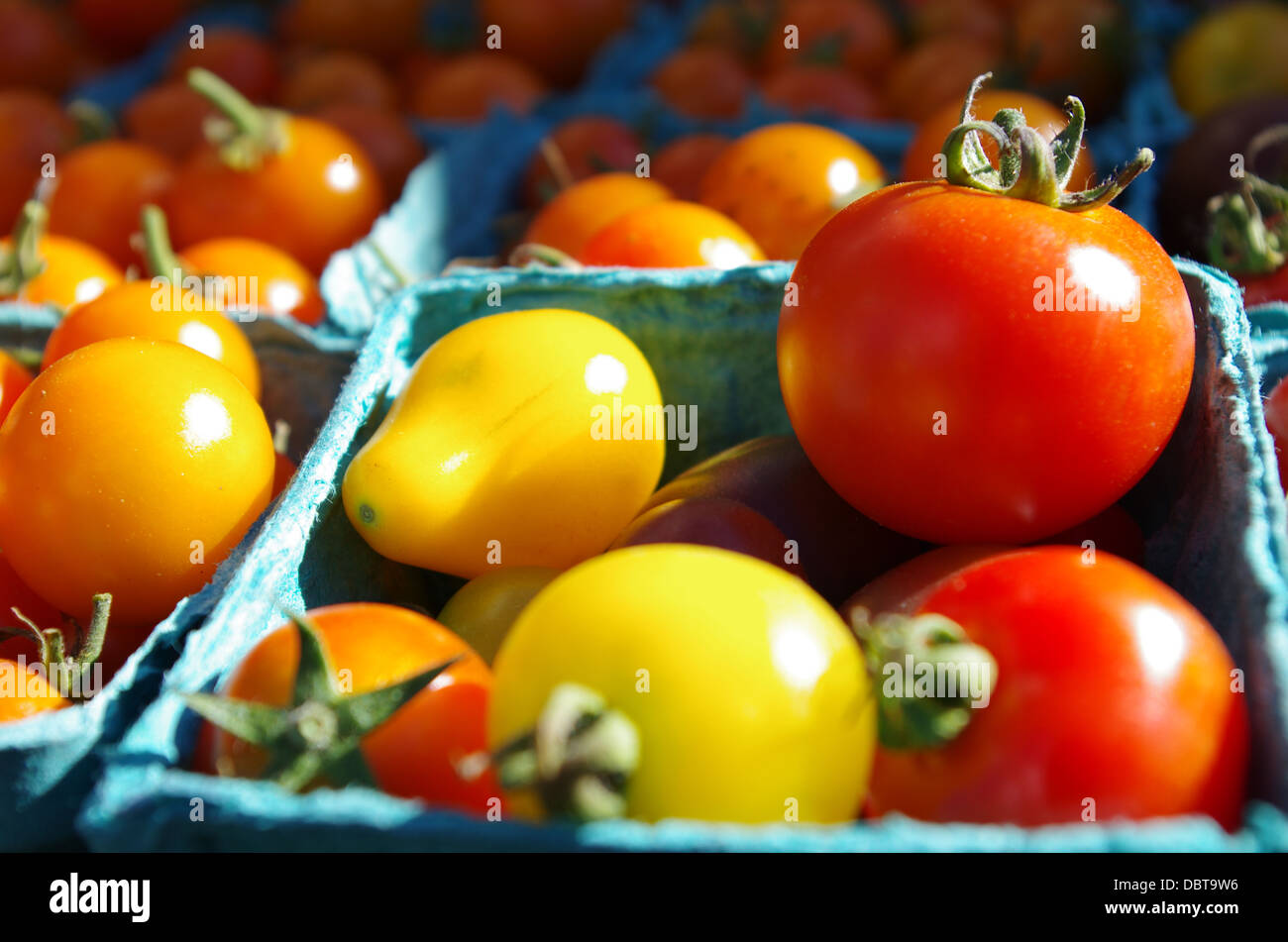 Farmer market british columbia hi-res stock photography and images - Alamy