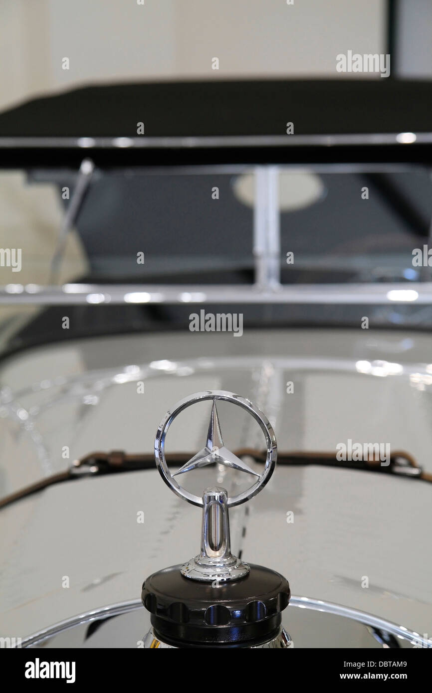 Trademark Mercedes-Benz three-pointed star emblem on hood of S-type ...