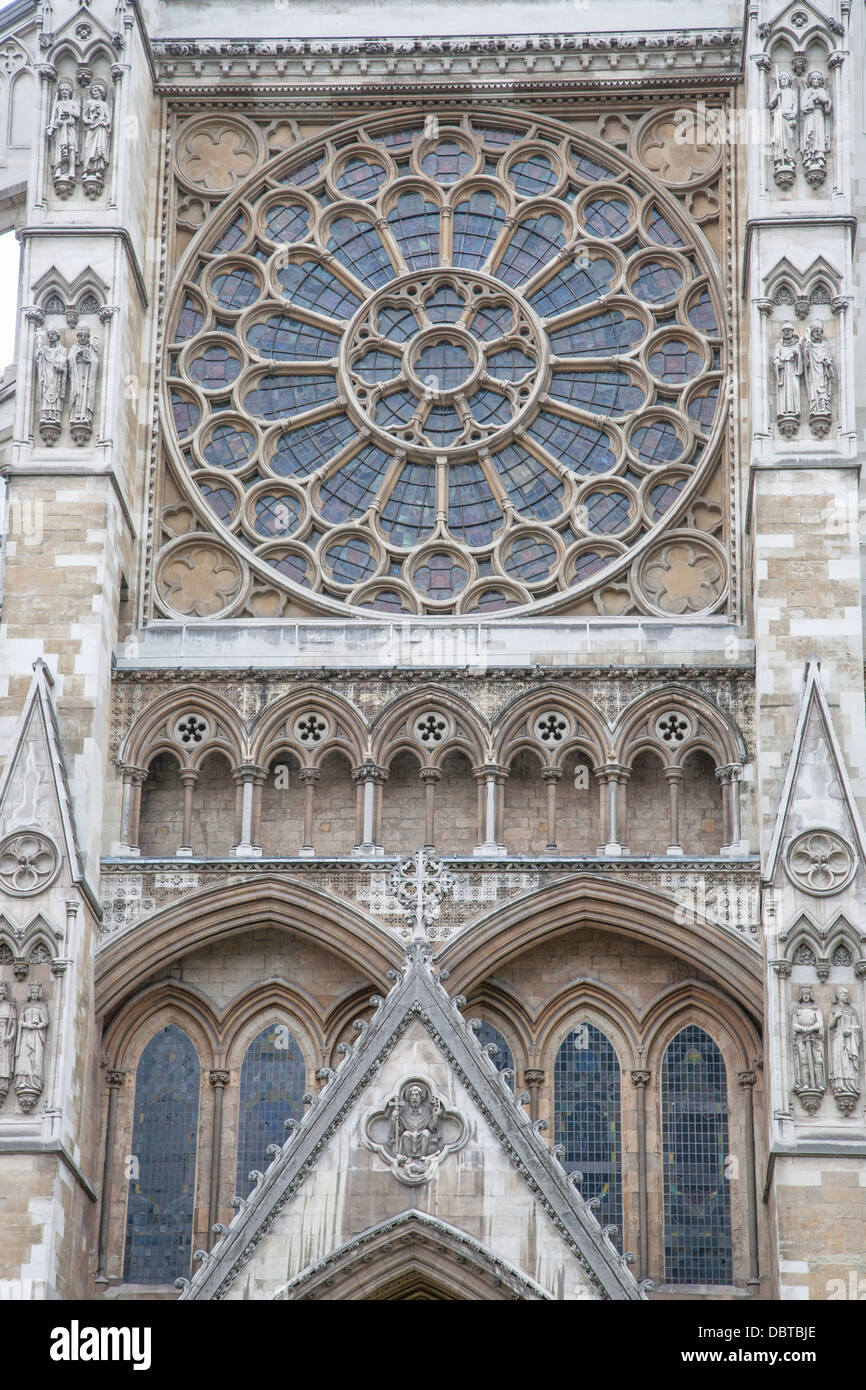 Rose window westminster abbey hi-res stock photography and images - Alamy
