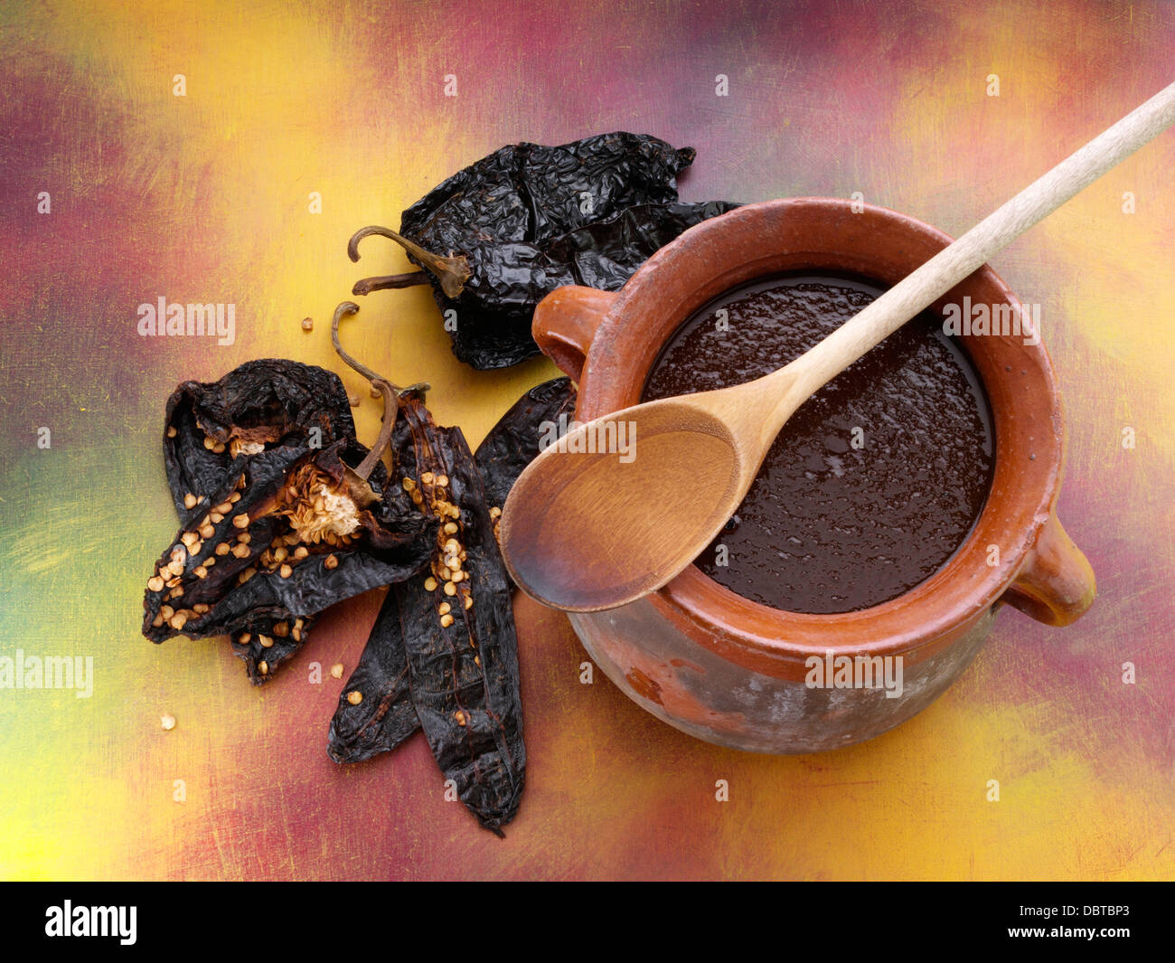 Dark red mole sauce hi-res stock photography and images - Alamy