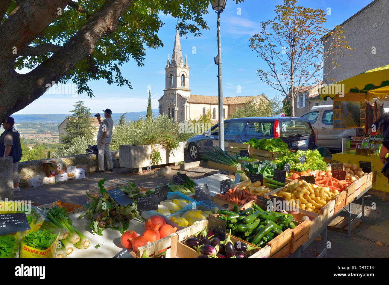 Bonnieux market france hi-res stock photography and images - Alamy