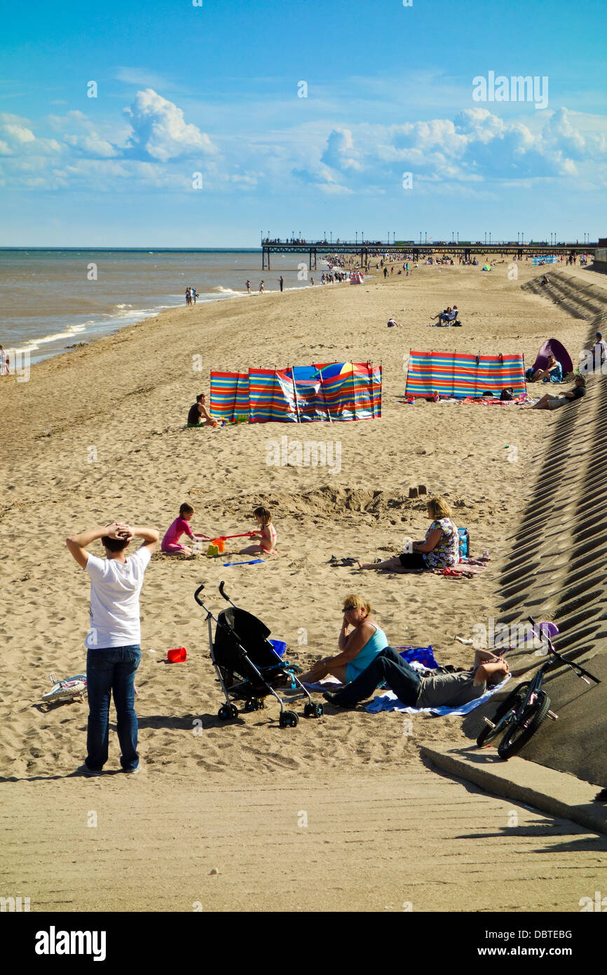 Skegness beach hi-res stock photography and images - Alamy